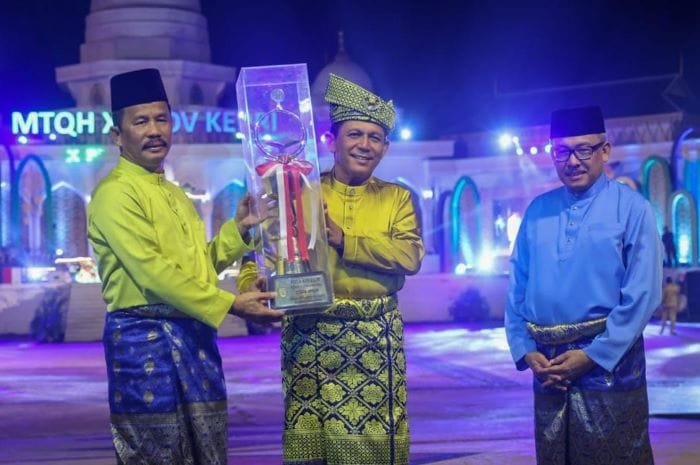 Pembukaan MTQH X Kepri di Batam Berlangsung Khidmat, Ribuan Warga Hadir Pembukaan MTQH X Kepri di Batam Berlangsung Khidmat, Ribuan Warga Hadir